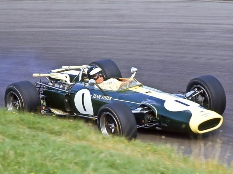 Jim Clark taking a Deep Breath! Lotus 43 BRM… | primotipo...