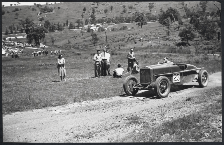 Race Around The Barracks: Balcombe Army Camp: Davison ‘Little Alfa ...