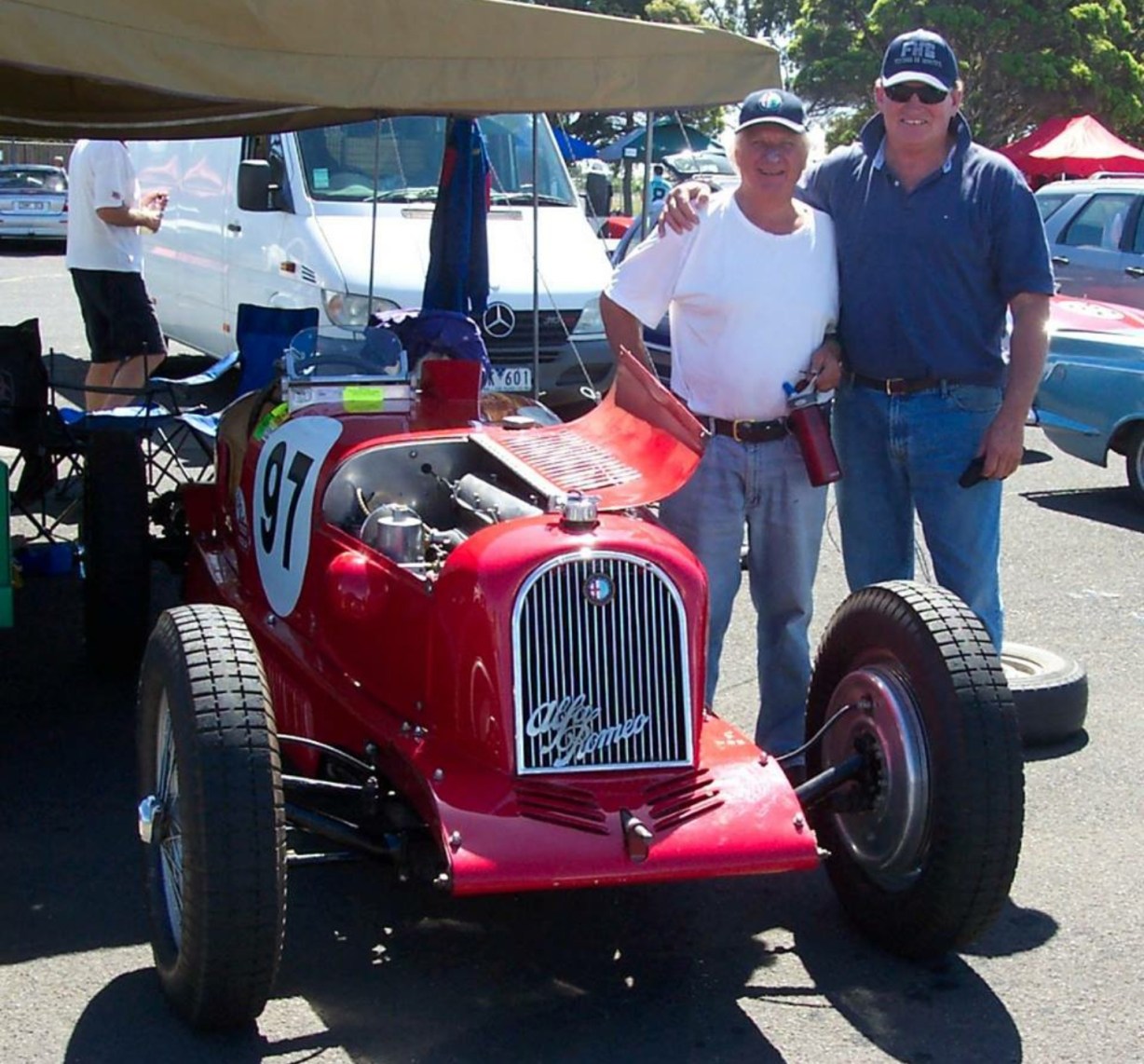 Race Around The Barracks: Balcombe Army Camp: Davison ‘Little Alfa ...