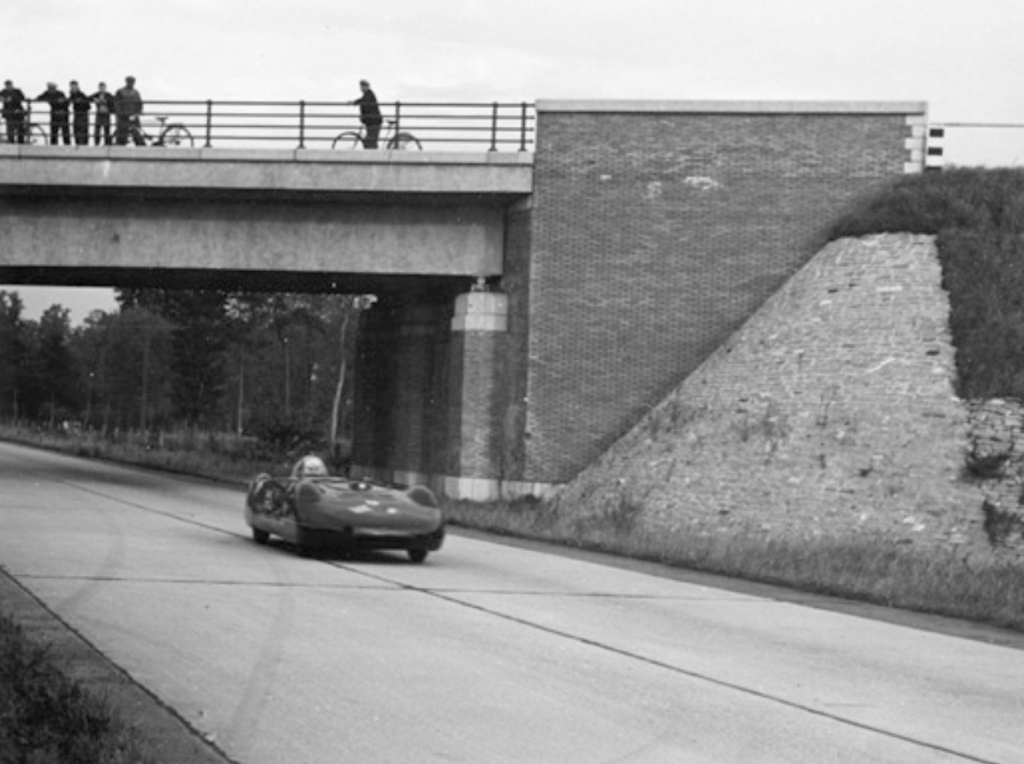 MG EX135 | primotipo...