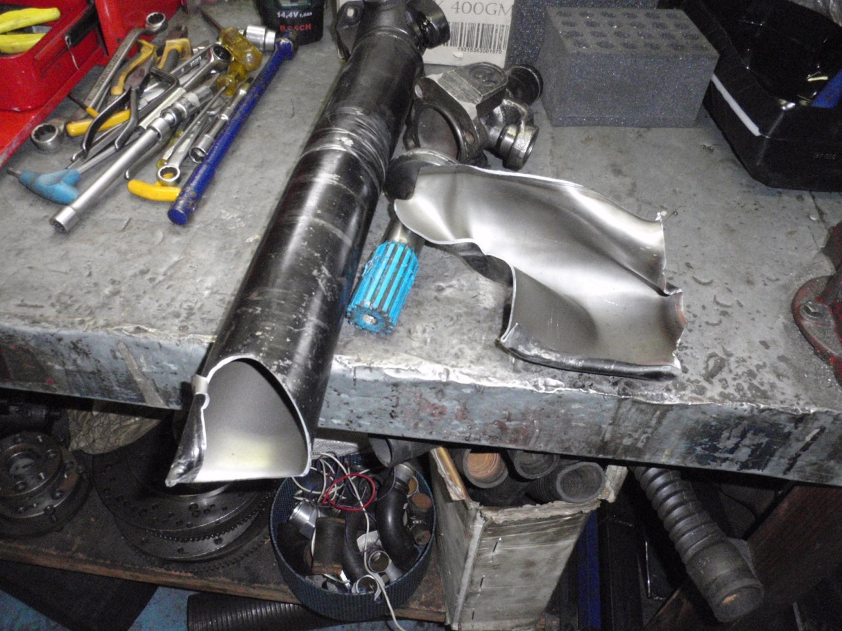 Ford Cosworth DFV Maintenance | primotipo...