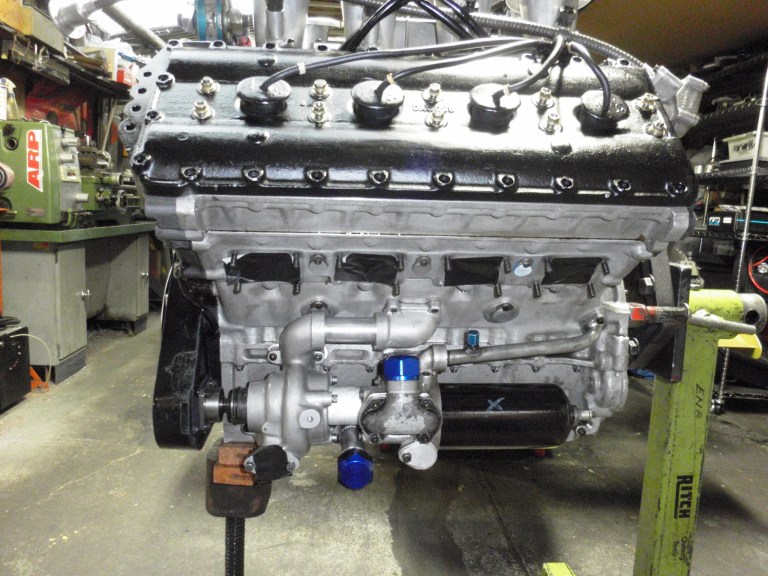 Ford Cosworth DFV Maintenance | primotipo...