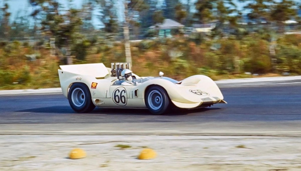Chaparral 2D Chev | primotipo...