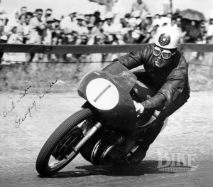 Geoff Duke, Gilera 500/4, Australia 1955… | primotipo...