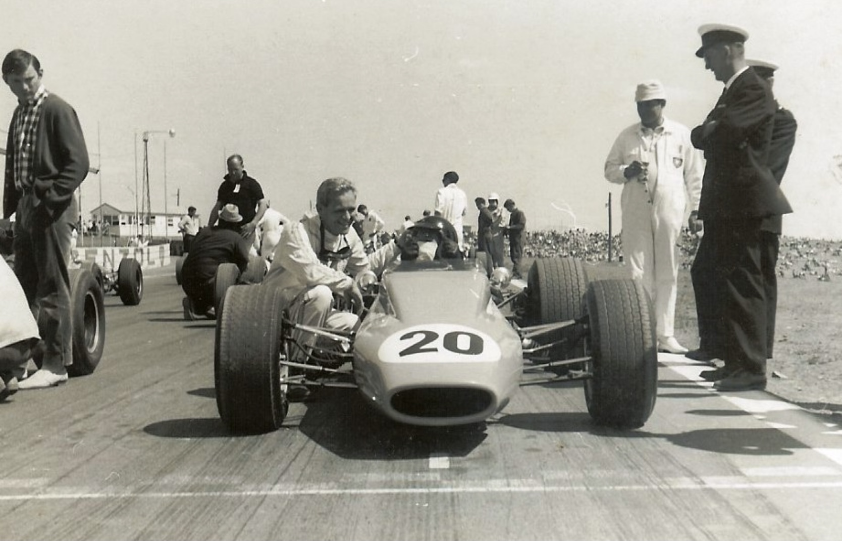 Ian Peters’ ex-Glyn Scott Bowin P3-101-68… | primotipo...