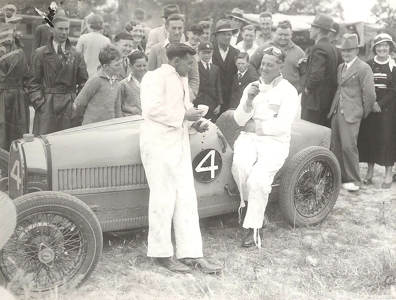 Carl Junker, Cyril Dickason and the controversial 1931 Australian GP ...